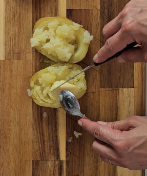 Traditional Turkish Kumpir | Step-by-Step Recipe & Video Guide ...
